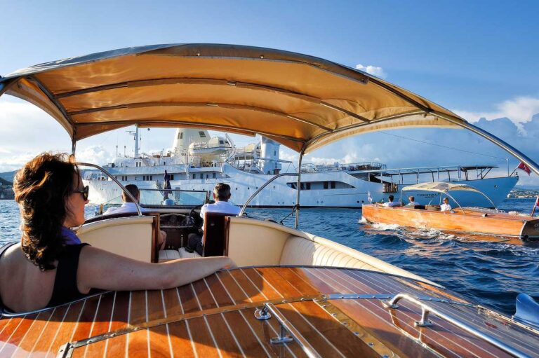 Yacht for sale: CHRISTINA O - Morley Yachts